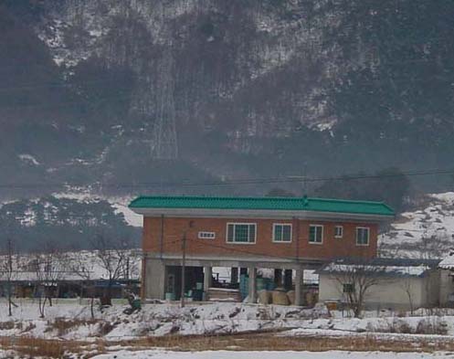 깨끗한 꿀벌집 만들기 1 > 사진게시판 | 두승산밑꿀벌집